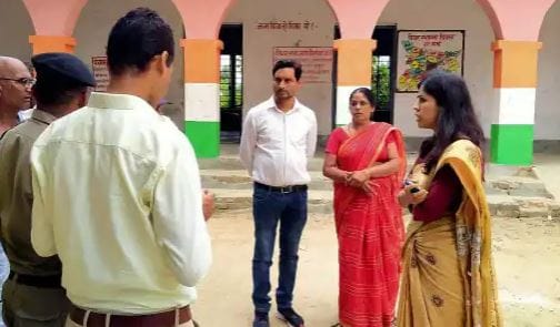 nawada dm udita singh inspection government school dj was playing in ...