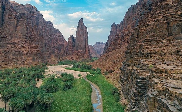 Visitors flock to Tabuk landmarks to soak in historical heritage and nature