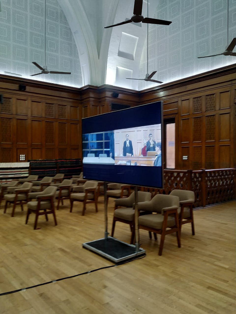 Supreme Court holds a trial run of hearings via video conferencing on ...