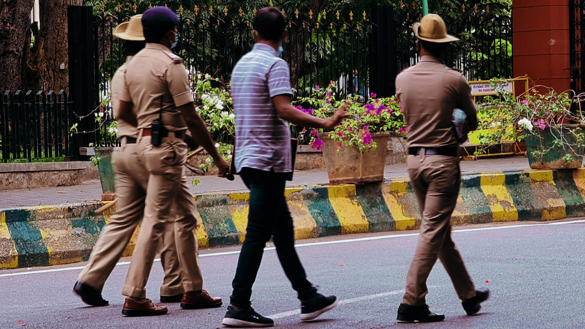 Illegal detention, custodial violence not discharge of 'public duty ...