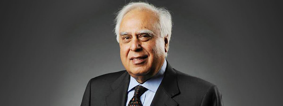 Senior Advocate Kapil Sibal quits Congress