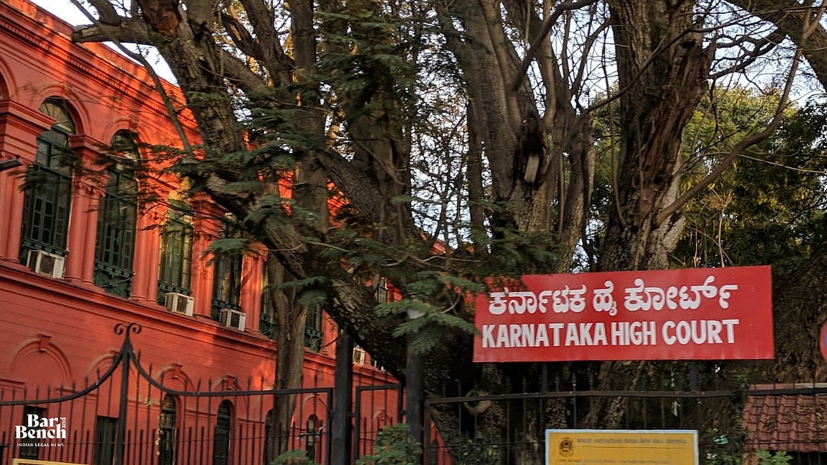 Karnataka High Court directs advocates to follow normal dress code from ...