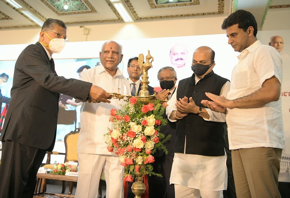 Government lawyers should not consider other party as an opponent but ...