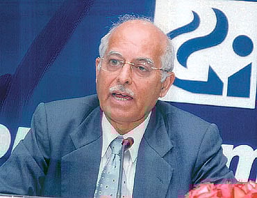 Talwar Thakore and Vinod Dhall mutually agree to part ways - Bar & Bench