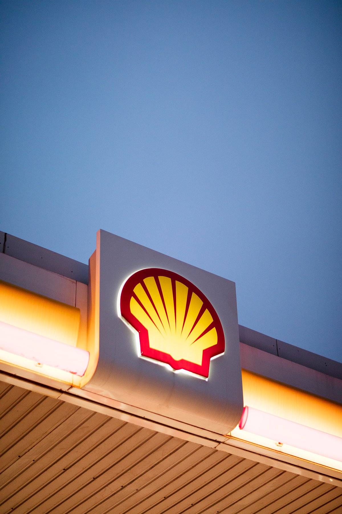 Shell signs agreement to acquire PANOLIN's Environmentally Considerate ...