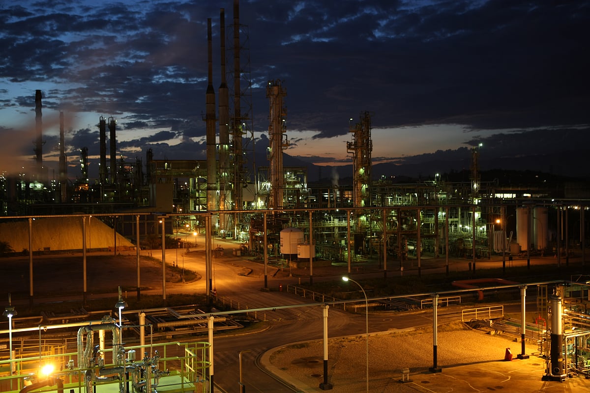 Brazil's December base oils output rises to four-month high