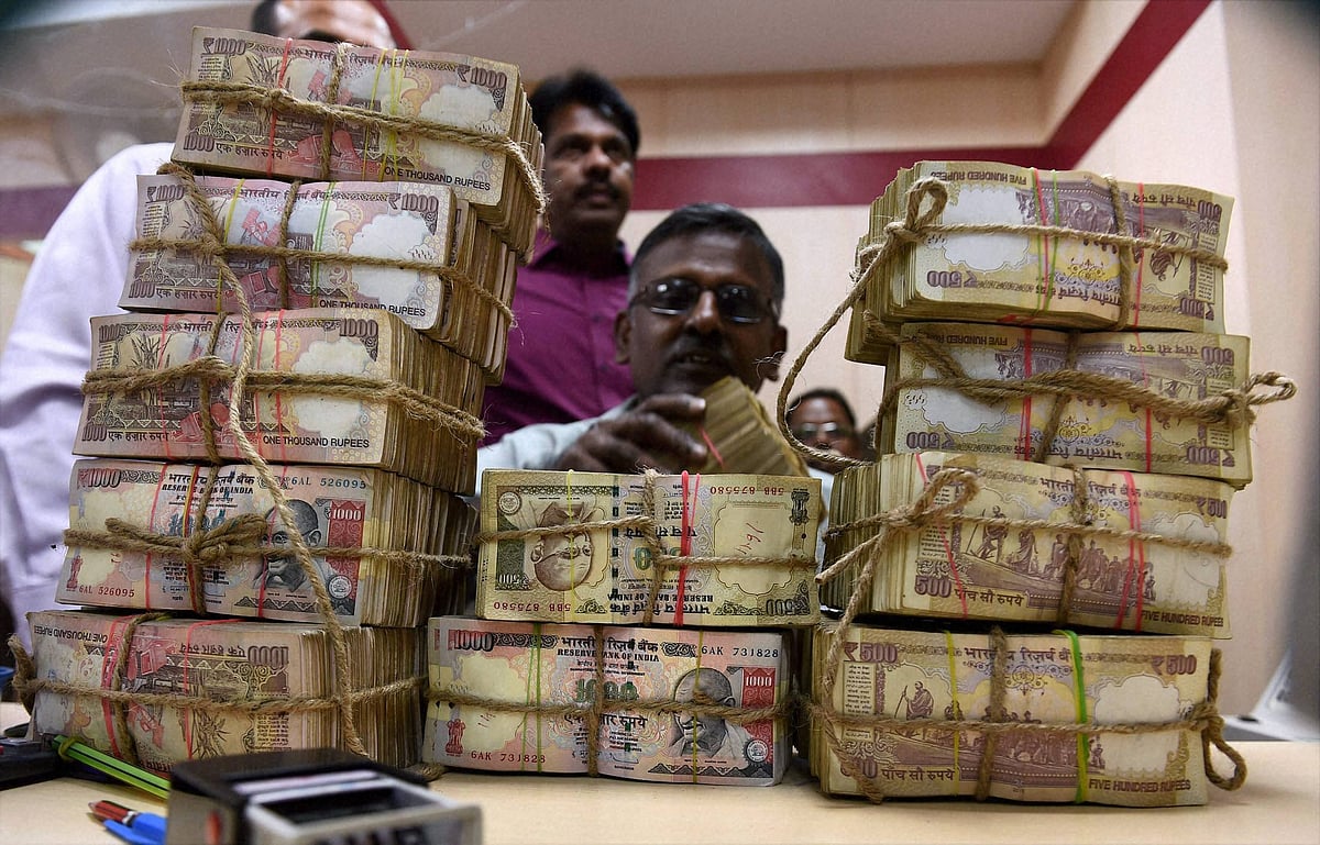 Indian Money 1000 Notes Bundles