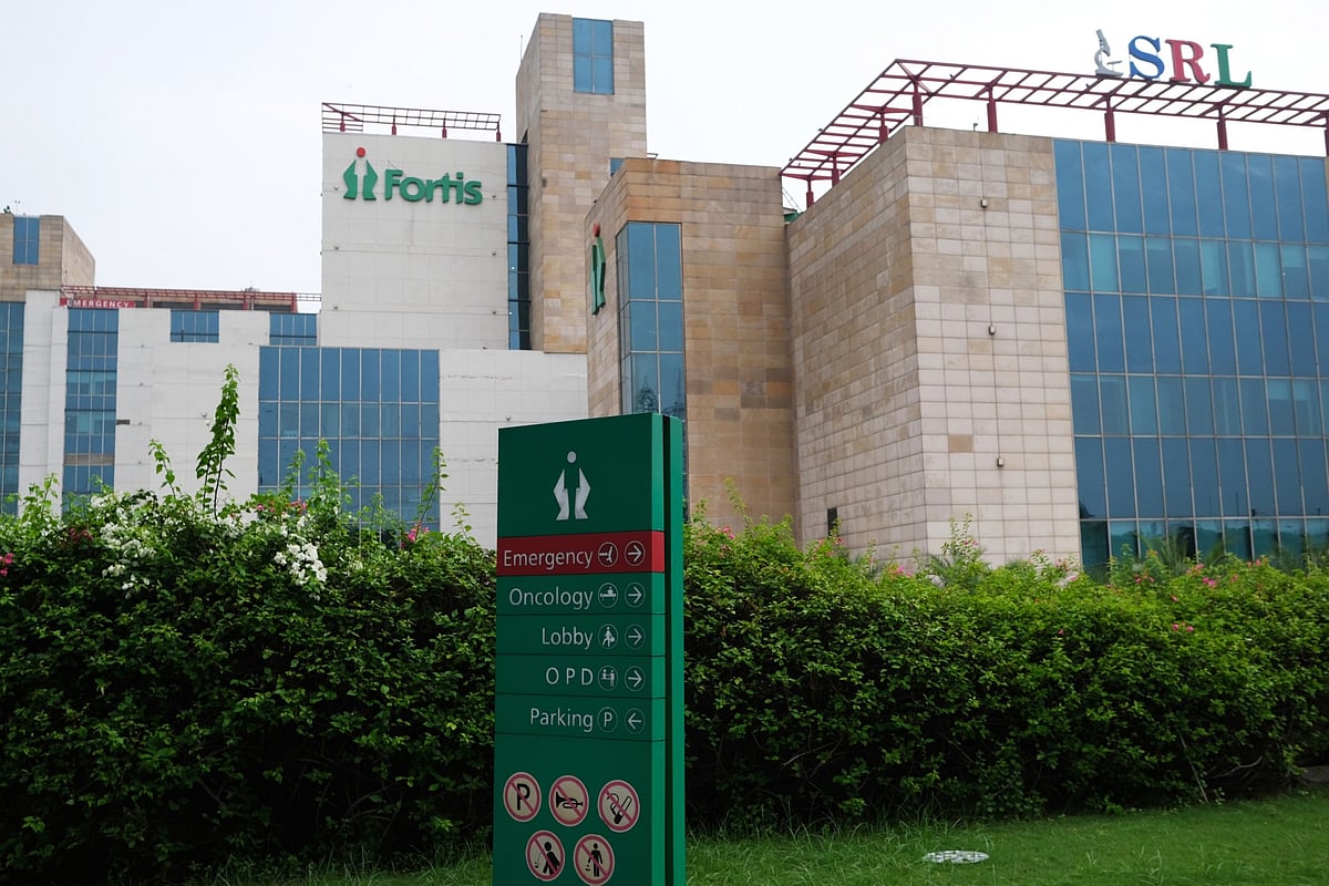 Fortis Hospital Images