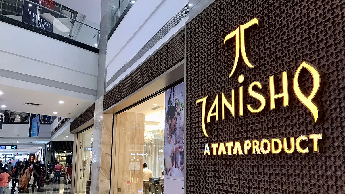 Titan Expects 20% Growth In Festive Season, To Open 20-30 Tanishq ...