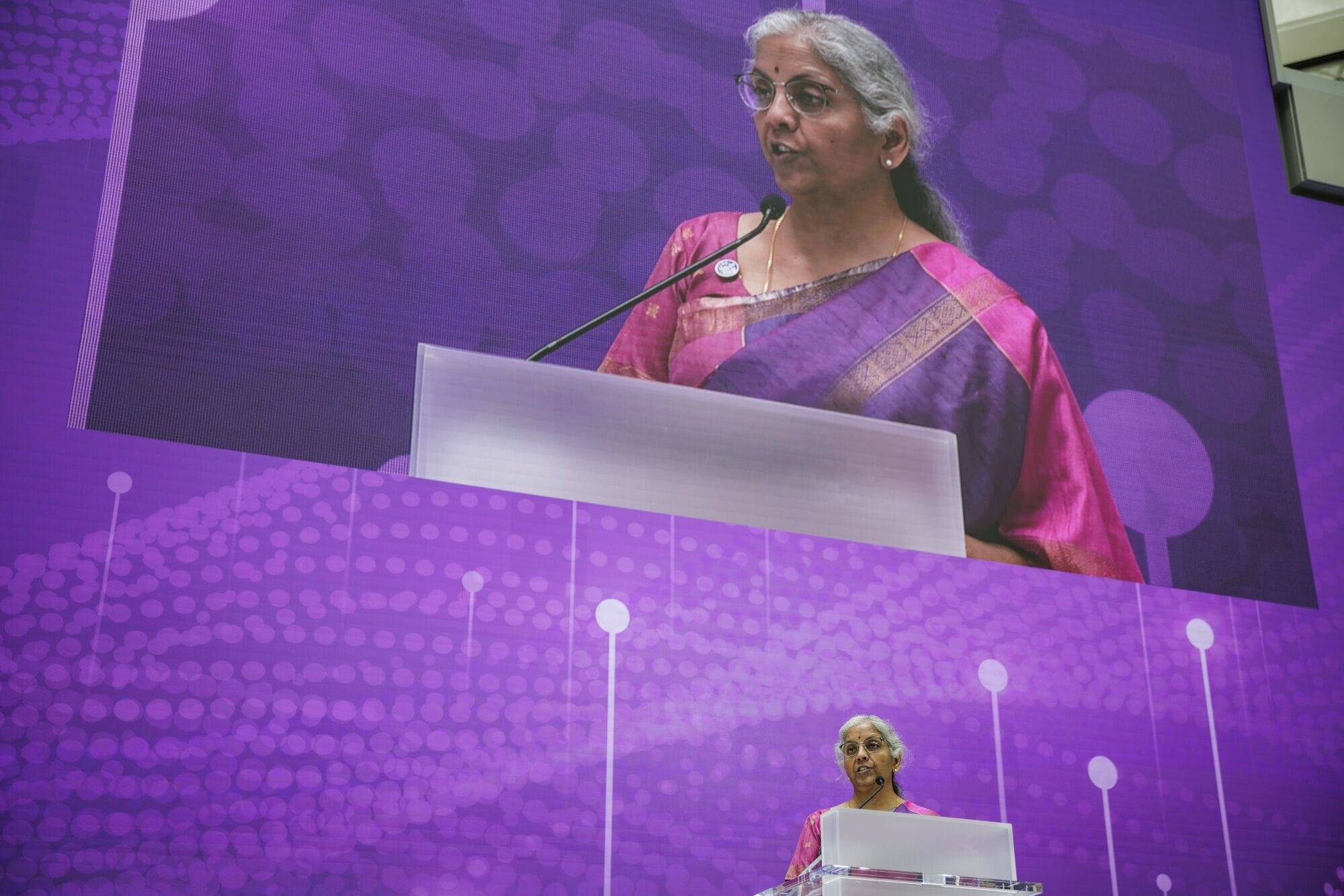 India s Finance Minister Warns Finfluencers Of Ponzi Apps india-s-finance-minister-warns-finfluencers-of-ponzi-apps