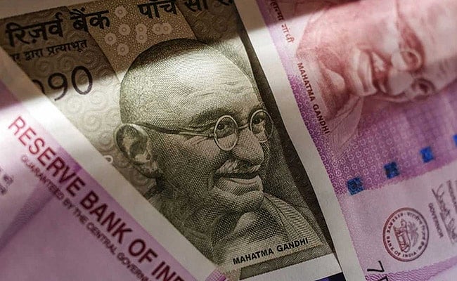 Rupee Falls By 27 Paise To 69.70 Against Dollar: 10 Things To Know