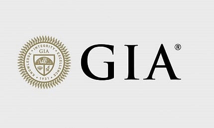 GIA Returns to Printed Diamond Dossier Reports