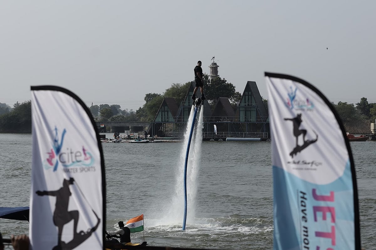 Gujarat Governor, Chief Minister inaugurate the first Jal Utsav in ...