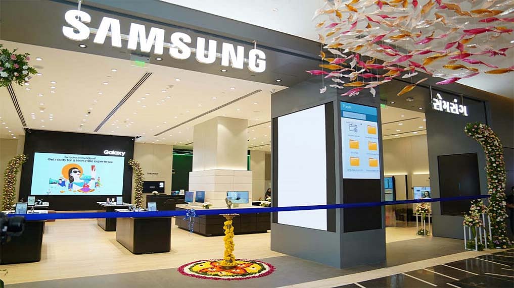 Samsung Opens New Premium Experience Store at Palladium Mall, Ahmedabad