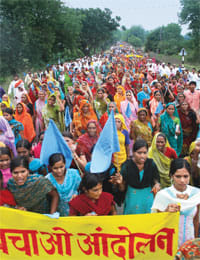Activists petition PM against dam