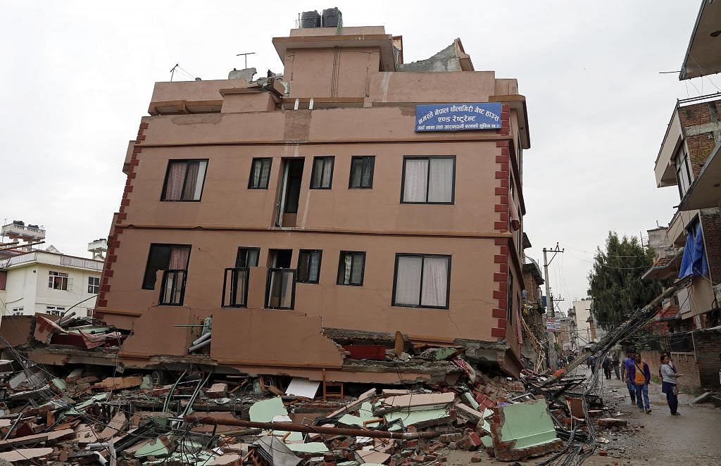 Mega-earthquakes strike where tectonic plates collide faster: study