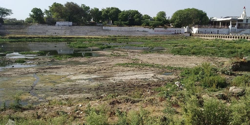 Pollution into Shivna river in Mandsaur, कहीं रूठ न जाएं शिवना...