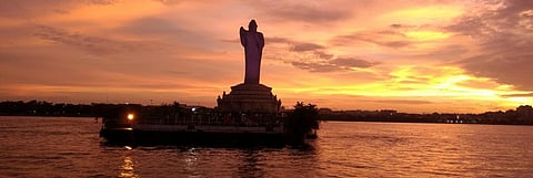 Urban lake: A reflection of its watershed