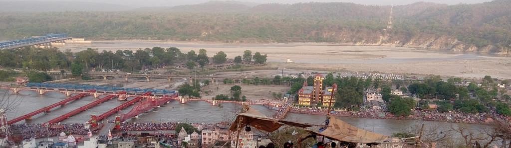 Livelihoods of 3 bln people living near river systems under threat: Study