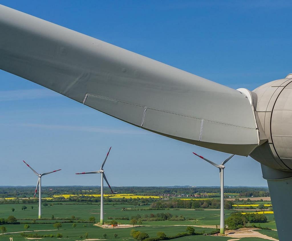 Europe bans disposal of decommissioned wind turbine blades in landfills ...