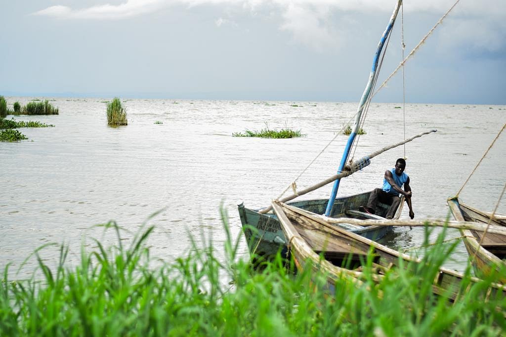 Rising water levels in Kenya's Rift Valley lakes: 379,935 people ...