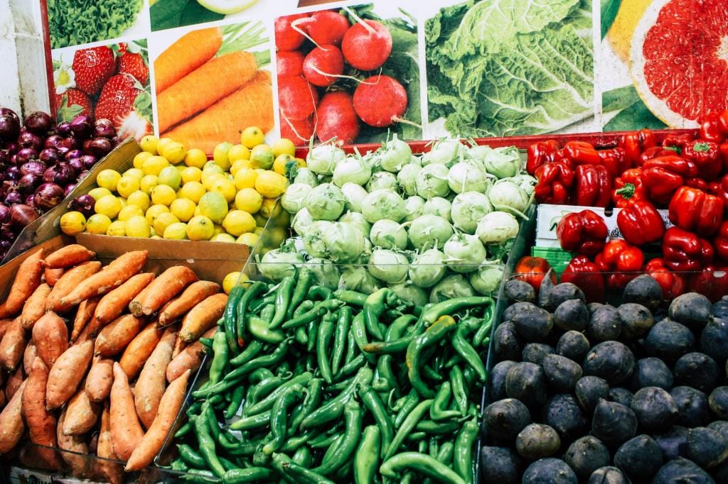 South Africans have starkly unequal access to a healthy diet — the ...