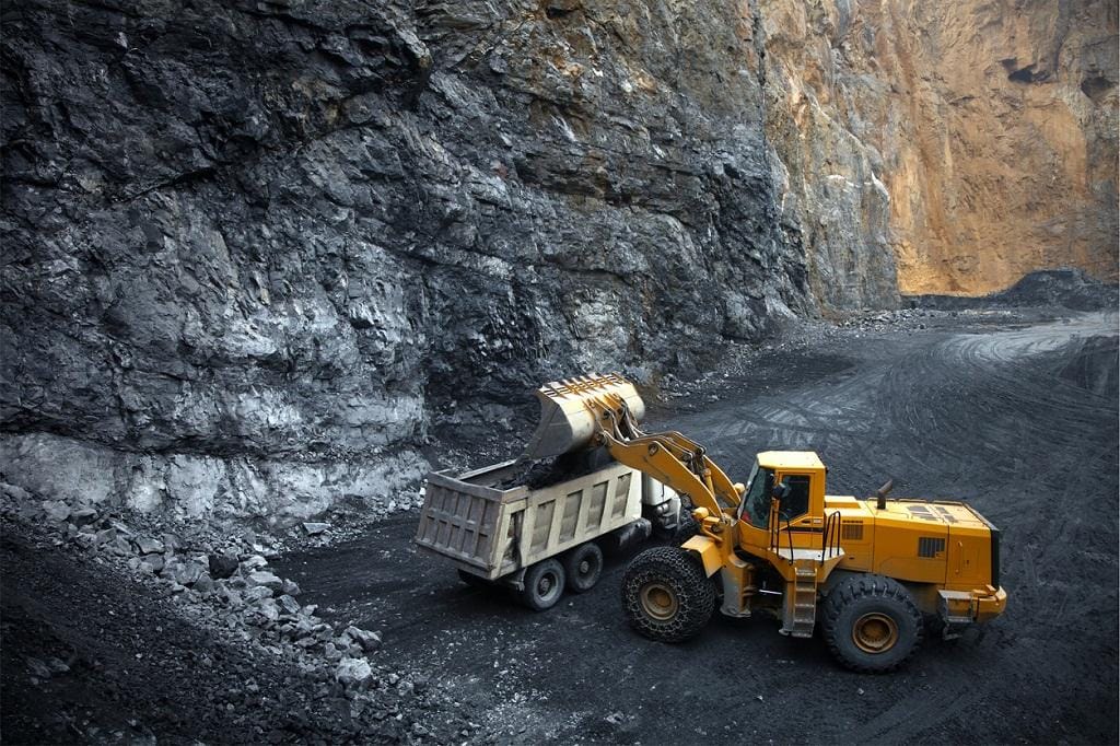 Discharge of mining waste into rivers affects 50 times more people than ...