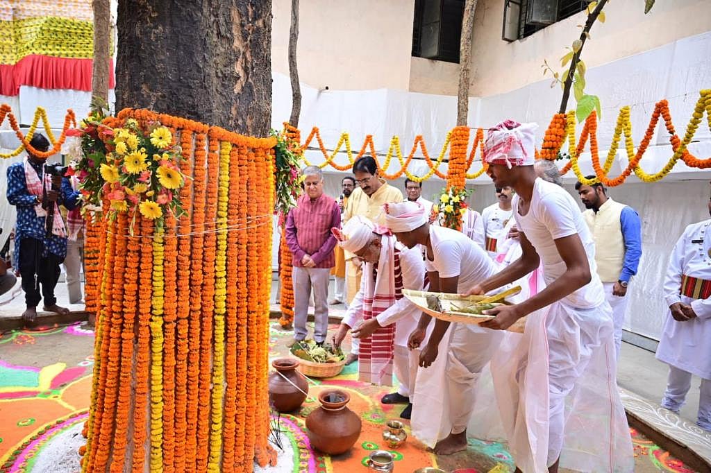 Nature worshippers: How Sarna rituals propagate forest conservation to ...