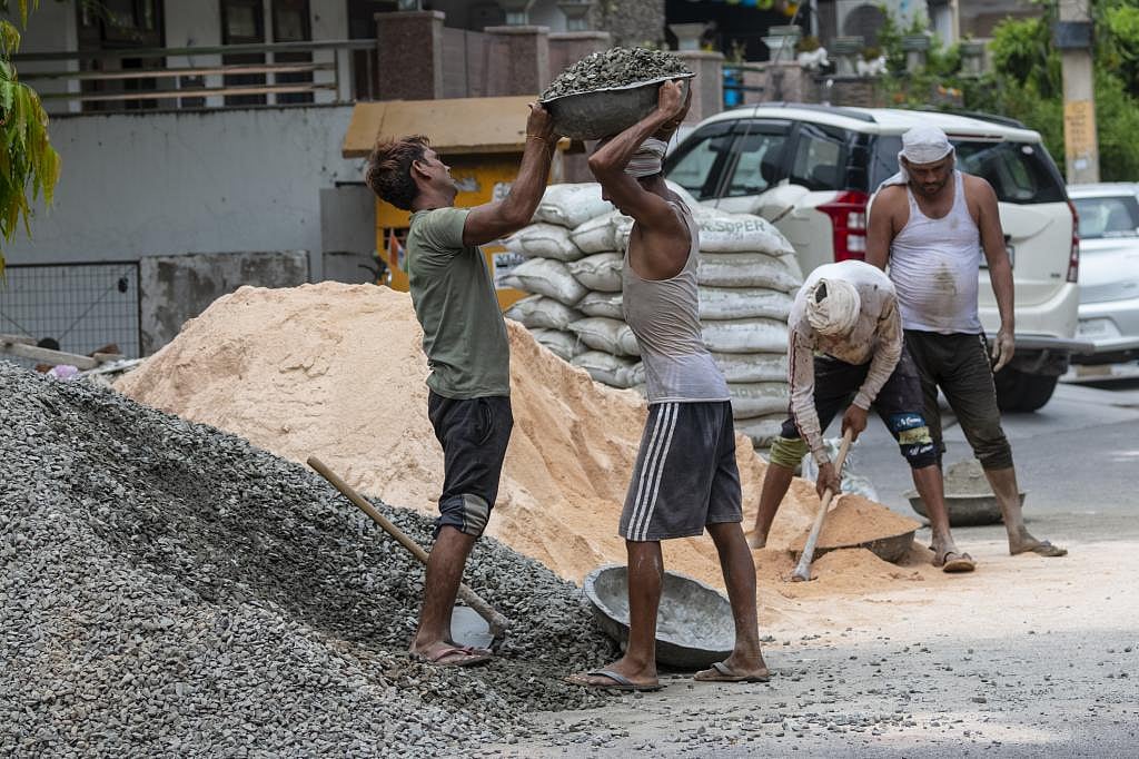 Informal workers’ vulnerability risks are passed on to their children: OECD