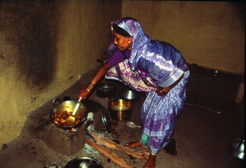 Women’s perceptions of cooking fuel hamper transition to clean energy ...