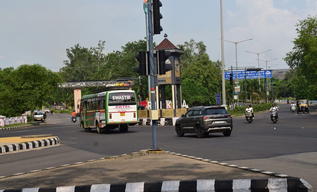 Rourkela's Mobility Evolution: Balancing Expansion and Pollution Challenges