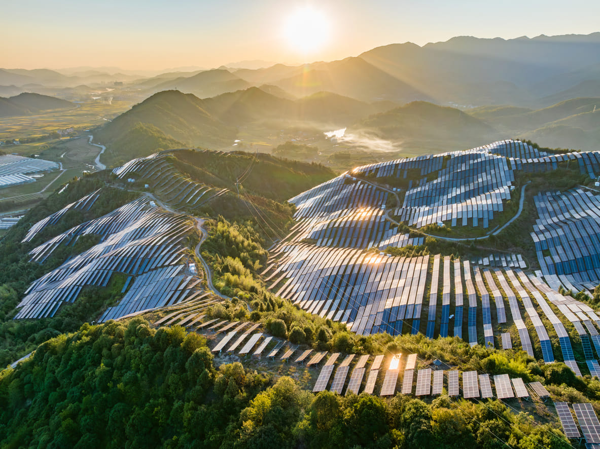China's Clean Energy Surge: Global Fossil Fuel Demand Declines