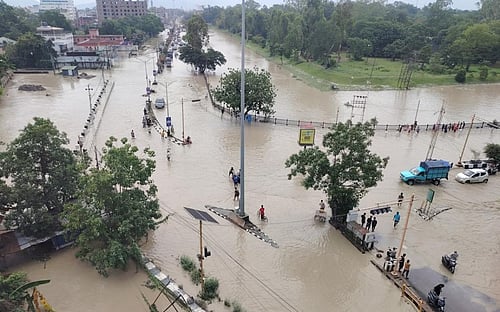 5 killed as Manipur floods due to Cyclone Remal; Imphal & Nambul rivers ...