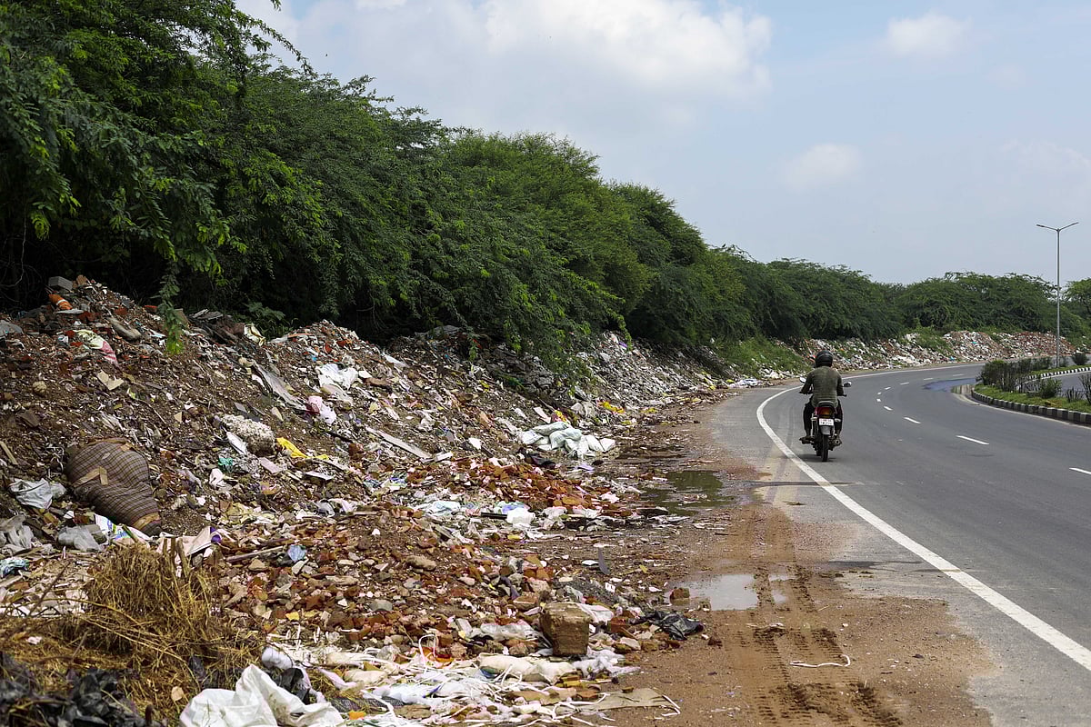 Gurugram's Growing Mountain of Waste: 2,500 Tonnes Dumped Daily Along ...