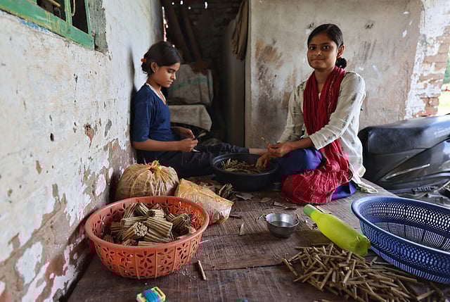 Women Bidi Rollers in Rural UP: Balancing Livelihood and Health Risks