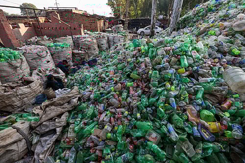 Global Plastics Treaty Faces Setback as Busan Talks Fail to Reach Consensus