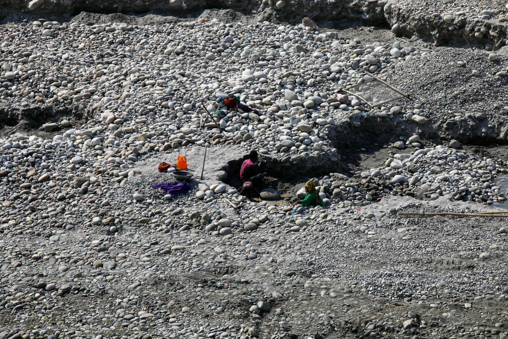 Uttarakhand Riverbed Mining: Ganga Erosion Sparks Environmental Concerns