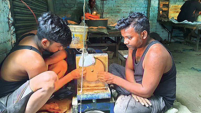 Shajar Stone Legacy: Reviving Banda's Unique Handicraft Industry