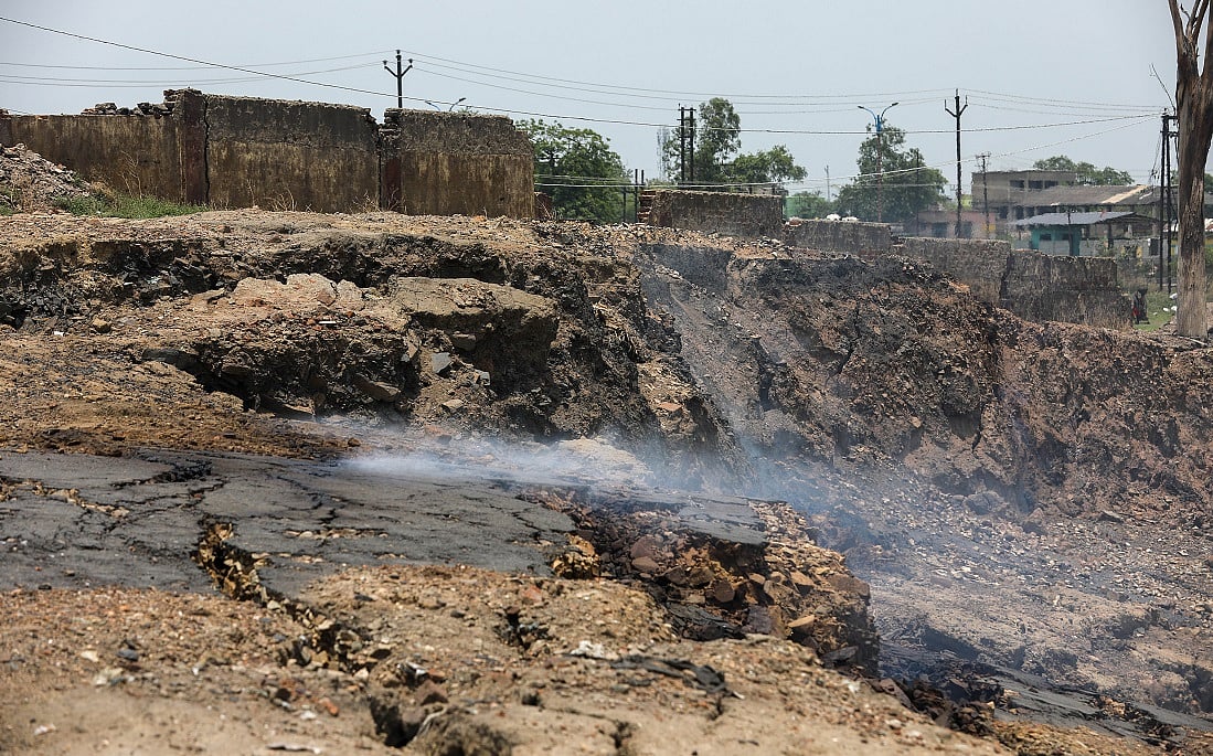 Jharia Coal Fires: Century-Long Blaze Impacting Lives and Land