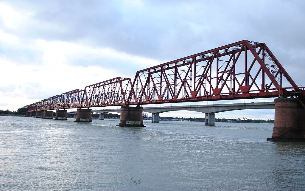 Climate Resilience: Experts Tackle Meghna River Basin Challenges