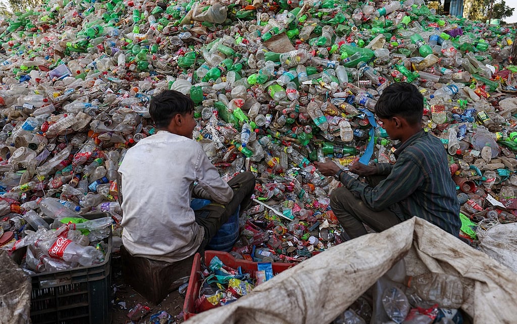 Geneva Plastic Talks: Recognizing Waste Pickers' Role in Pollution ...