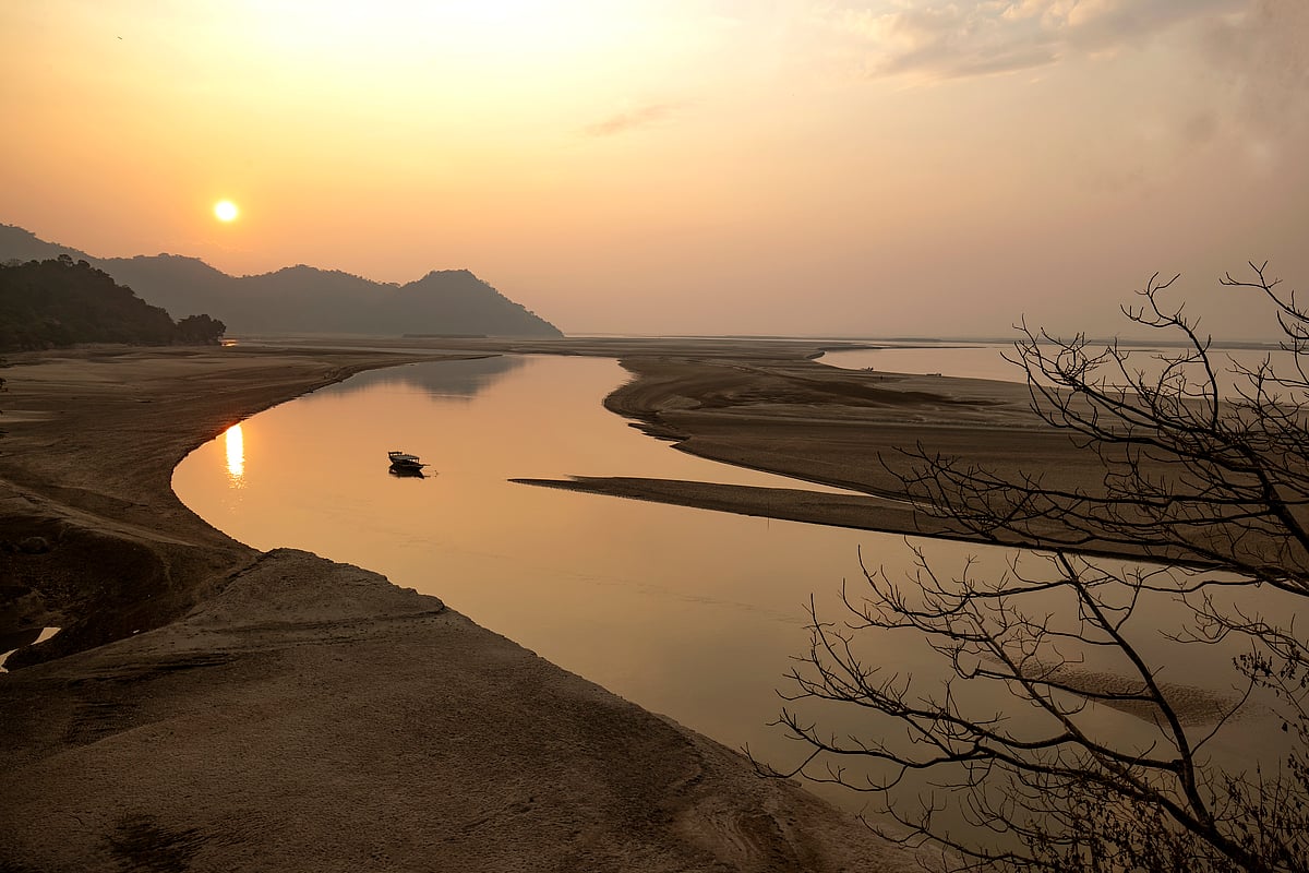 India's Major River Deltas Sinking: Groundwater Extraction to Blame ...