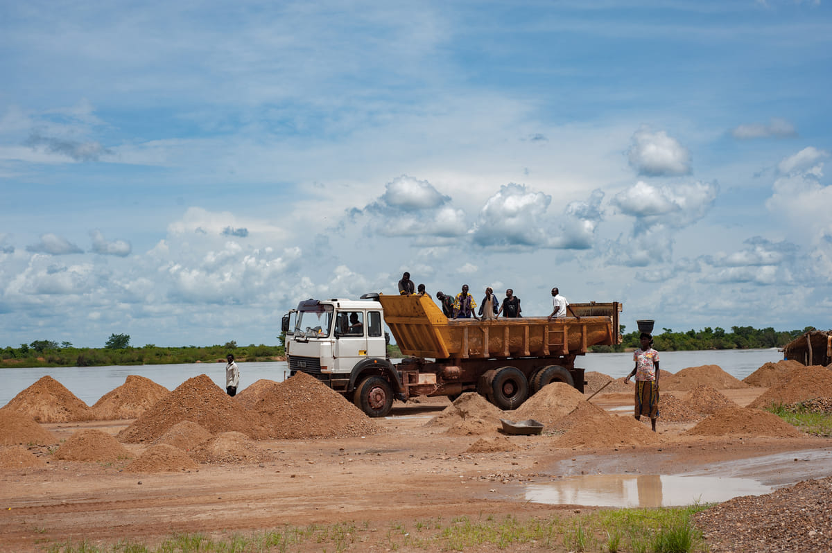 Kenya's Sand Mining: Balancing Building Boom with Sustainable Practices