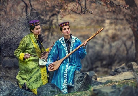Exploring the Genetic Ties: Jats, Rors, Yaghnobis, and Pamiris as ...