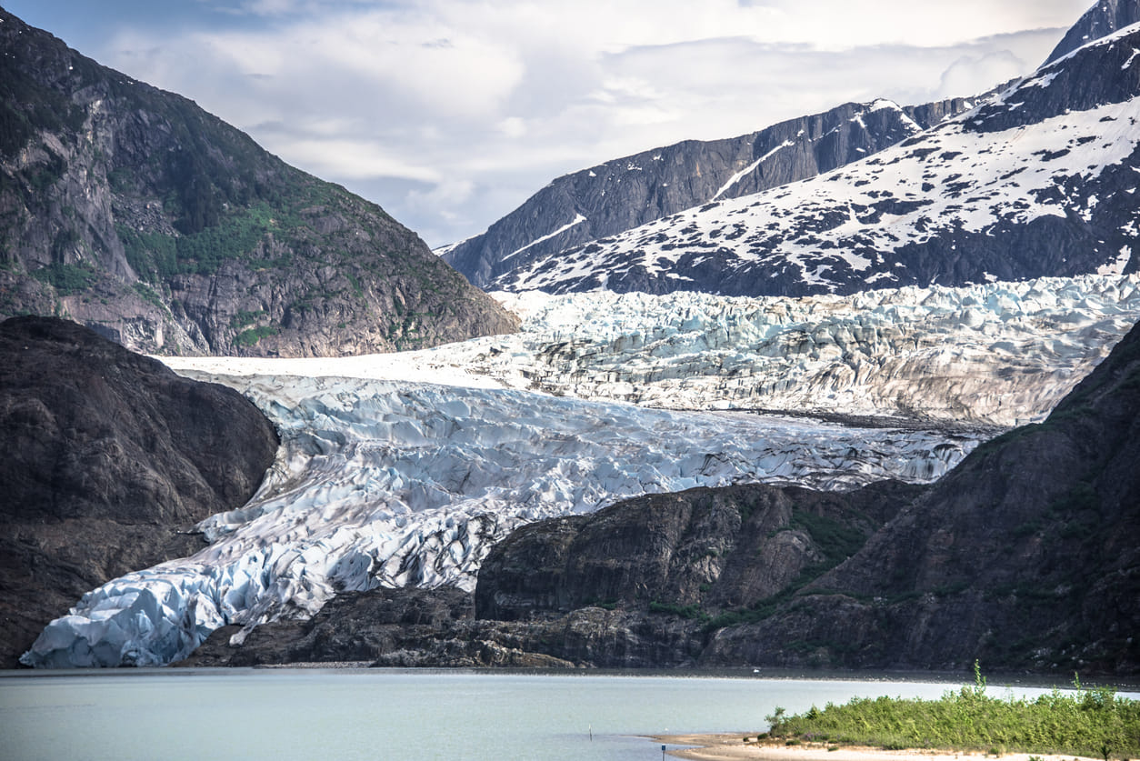 Alaska's Expanding Glacial Lakes: Rising Threat of Outburst Floods