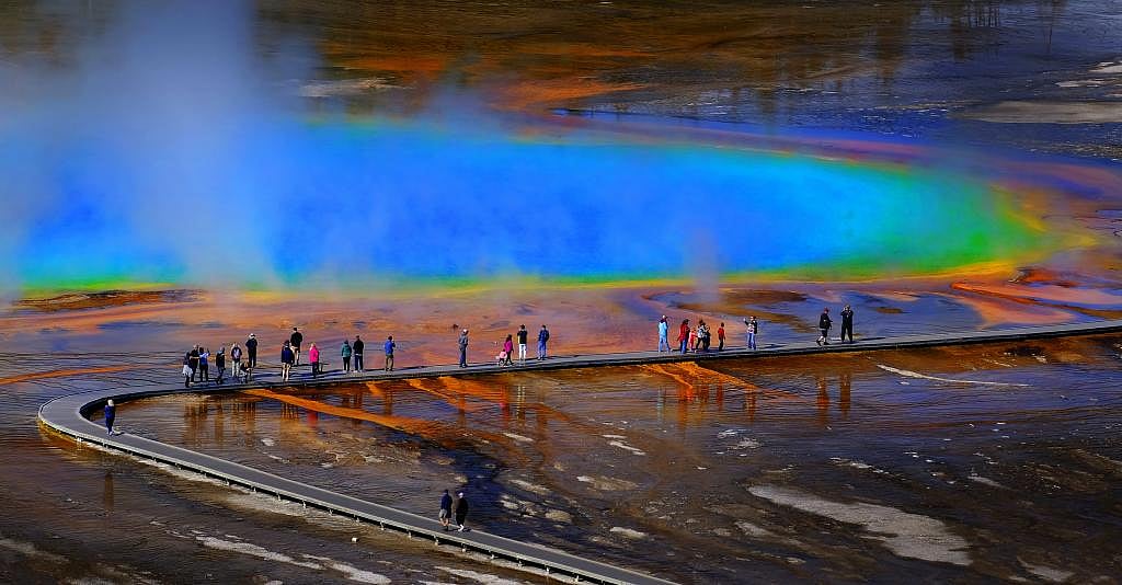 Study highlights need for tourism industry to curb emissions ...