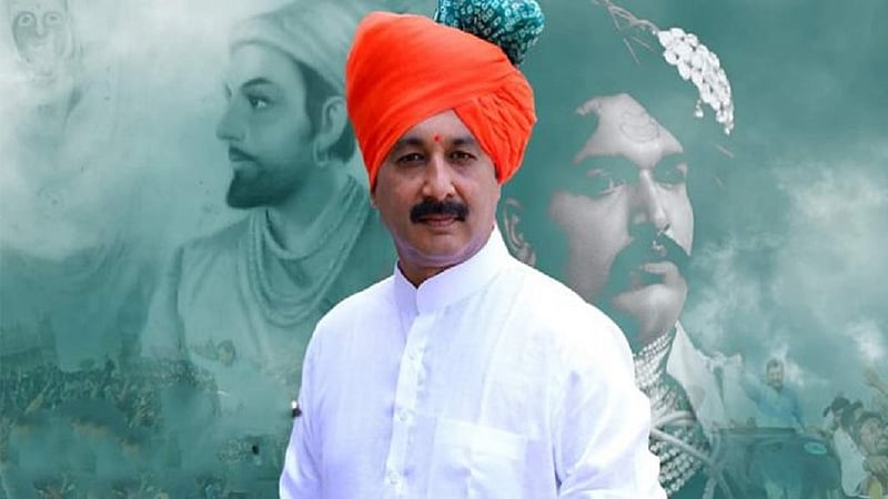 esakal | सारथीतून शाहु महाराजांचे नाव काढा; संभाजीराजे कडाडले!