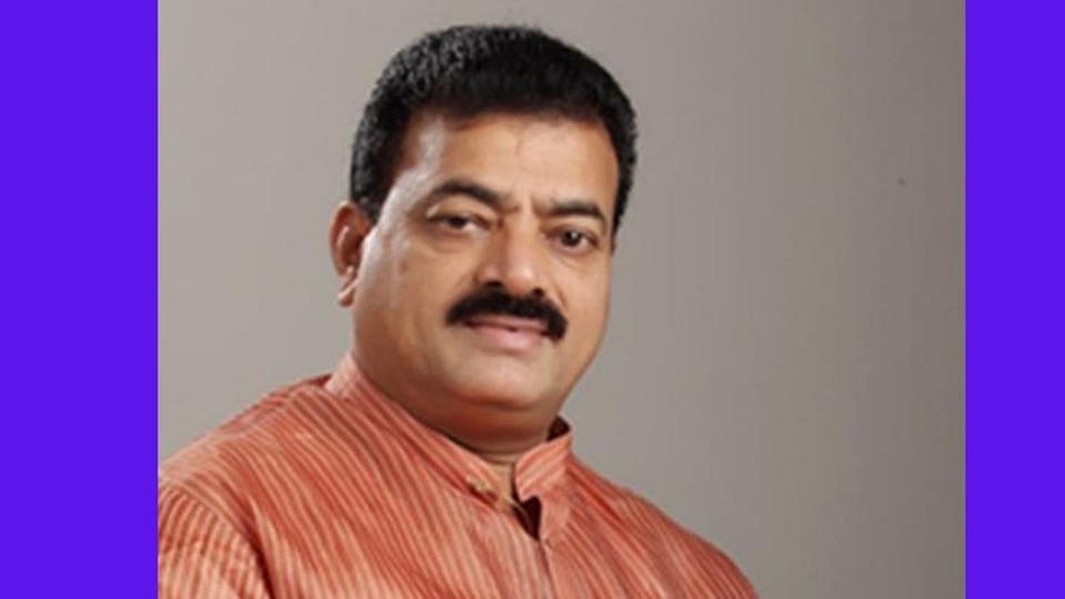 भास्कर जाधव निकमांमागे उभे, पण कोणत्या अर्थाने? | Sakal