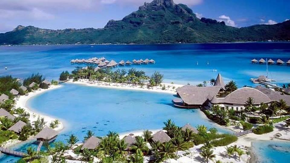 'ही' आहेत जगातील सर्वात सुंदर पर्यटन स्थळं; एकदा जरुर भेट द्या I ...