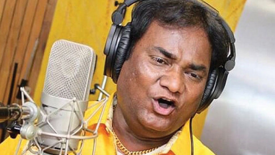 बदललेल्या ‘ट्रॅक’वरही ‘ट्रेंड’ होत राहिलो | Anand shinde music | Sakal